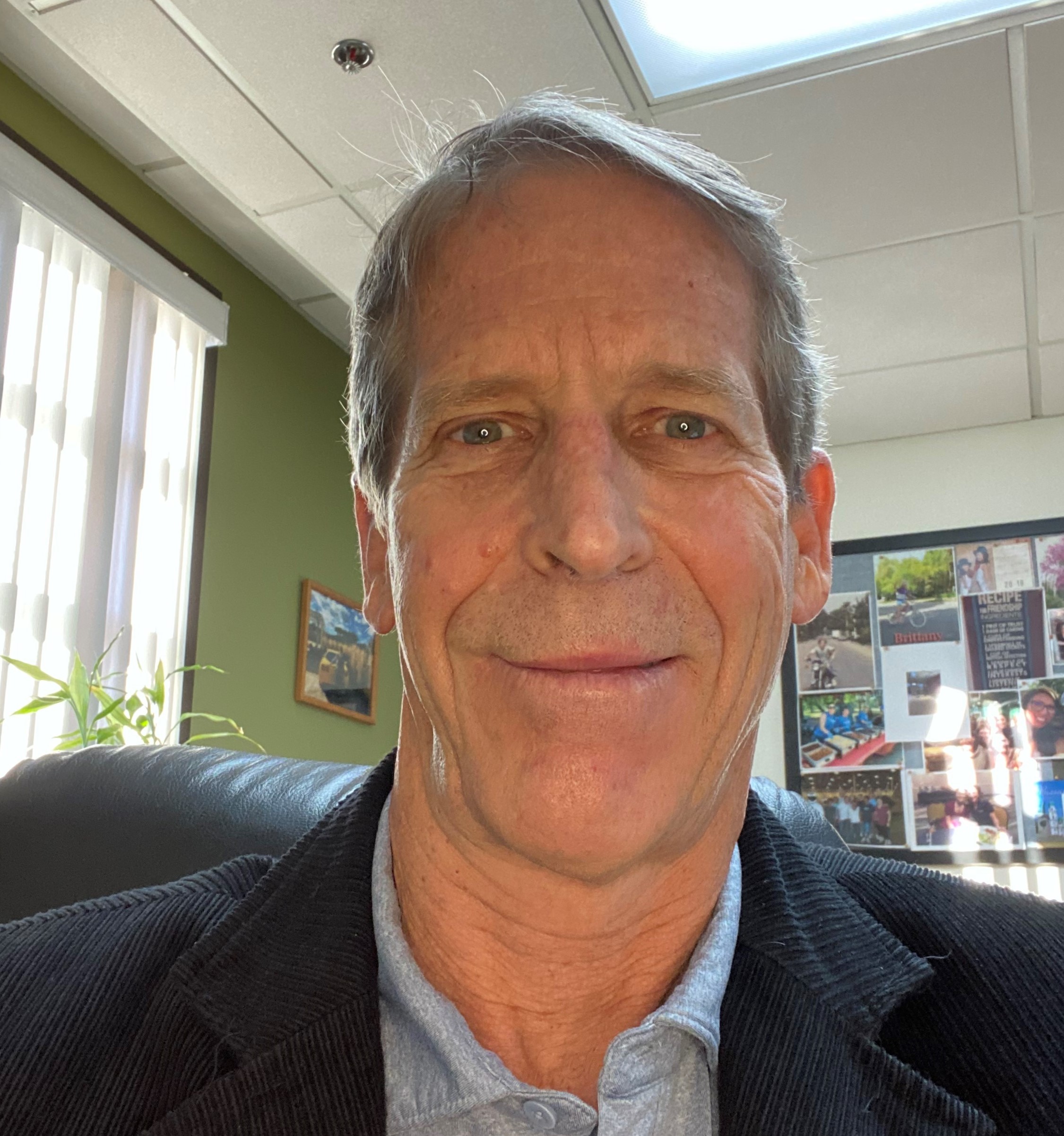 Brian Hall's Instagram, Twitter & Facebook on IDCrawl