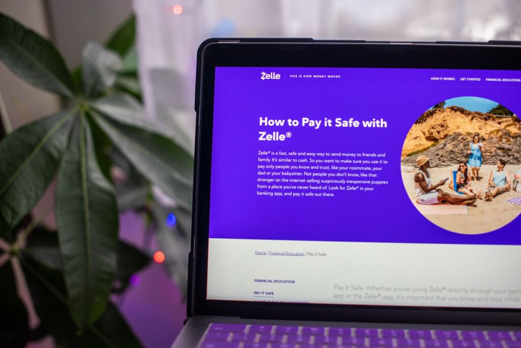 Zelle's new sibling, Paze, aims to replace guest checkout online | PaymentsSource | American Banker